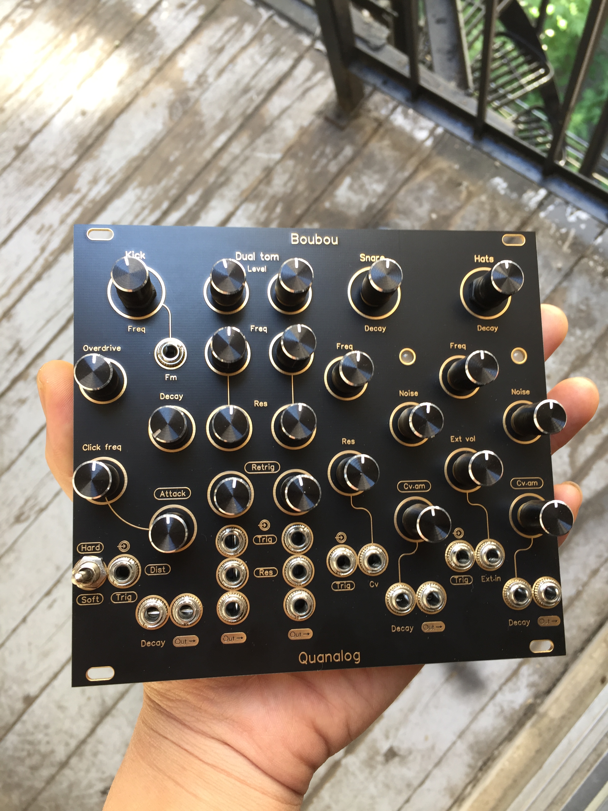 Quanalog Instruments – Eurorack modular